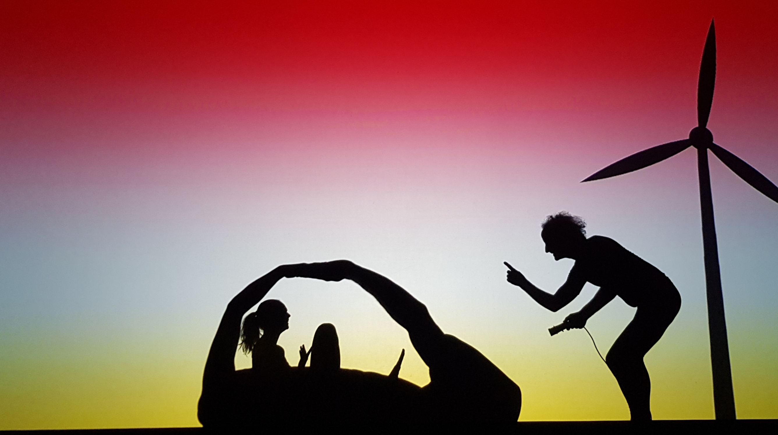 Moving Shadows: Ein Schattentheater, das alles in den Schatten stellt ...